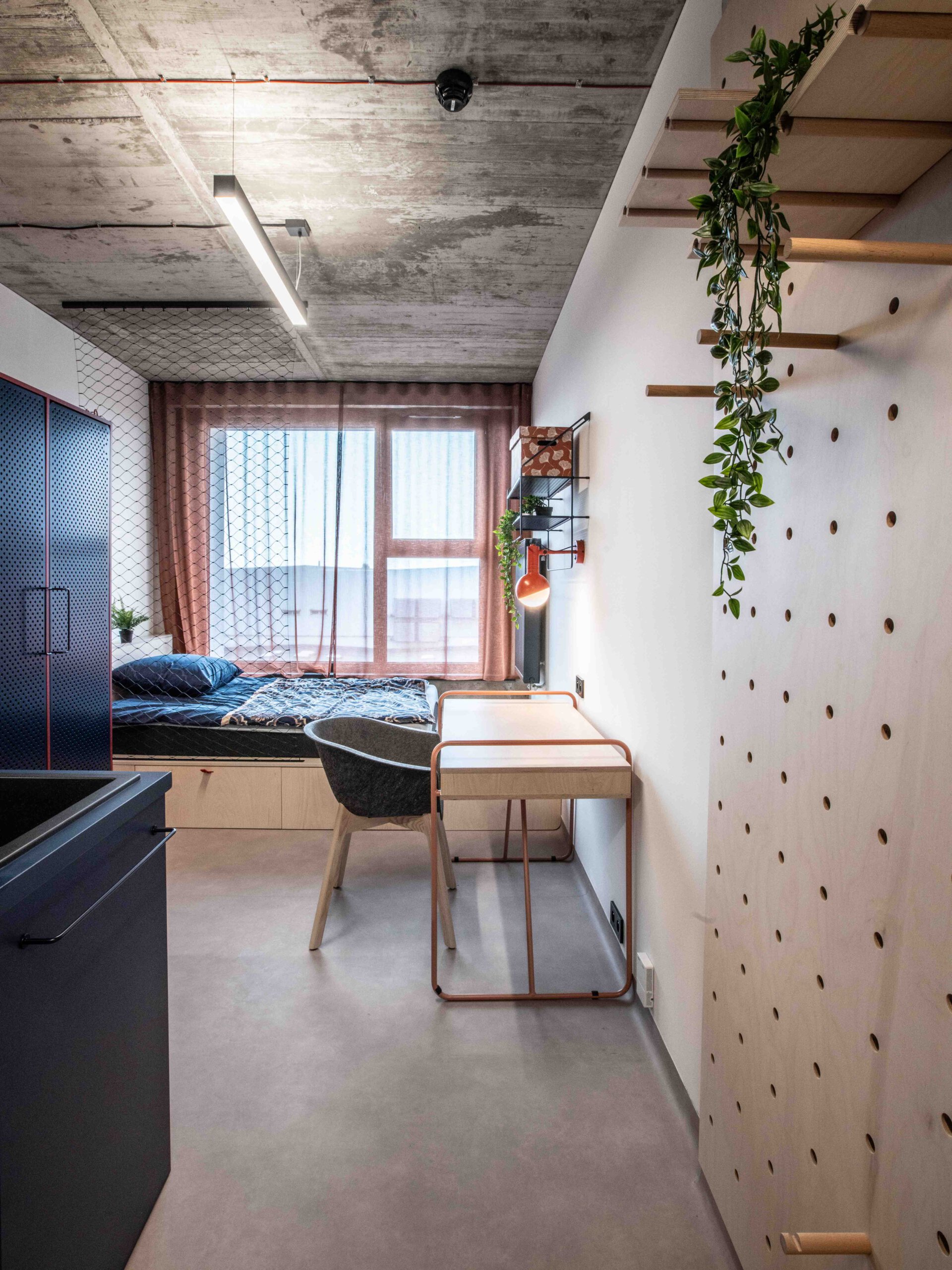 BaseCamp Lodz Two | Studio Aisslinger