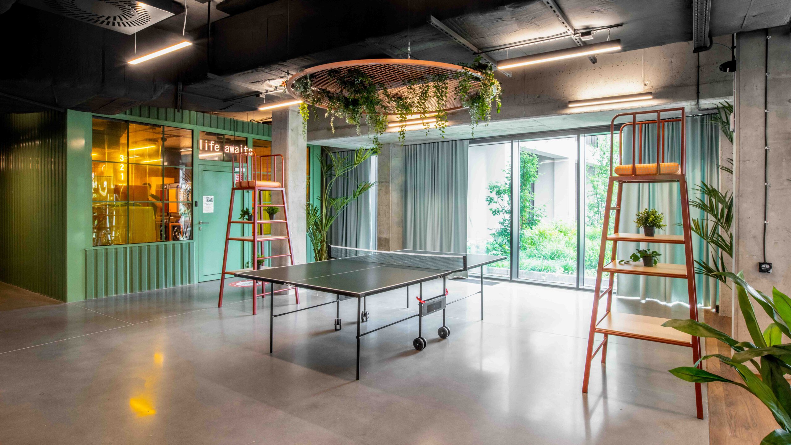 BaseCamp Lodz Two | Studio Aisslinger