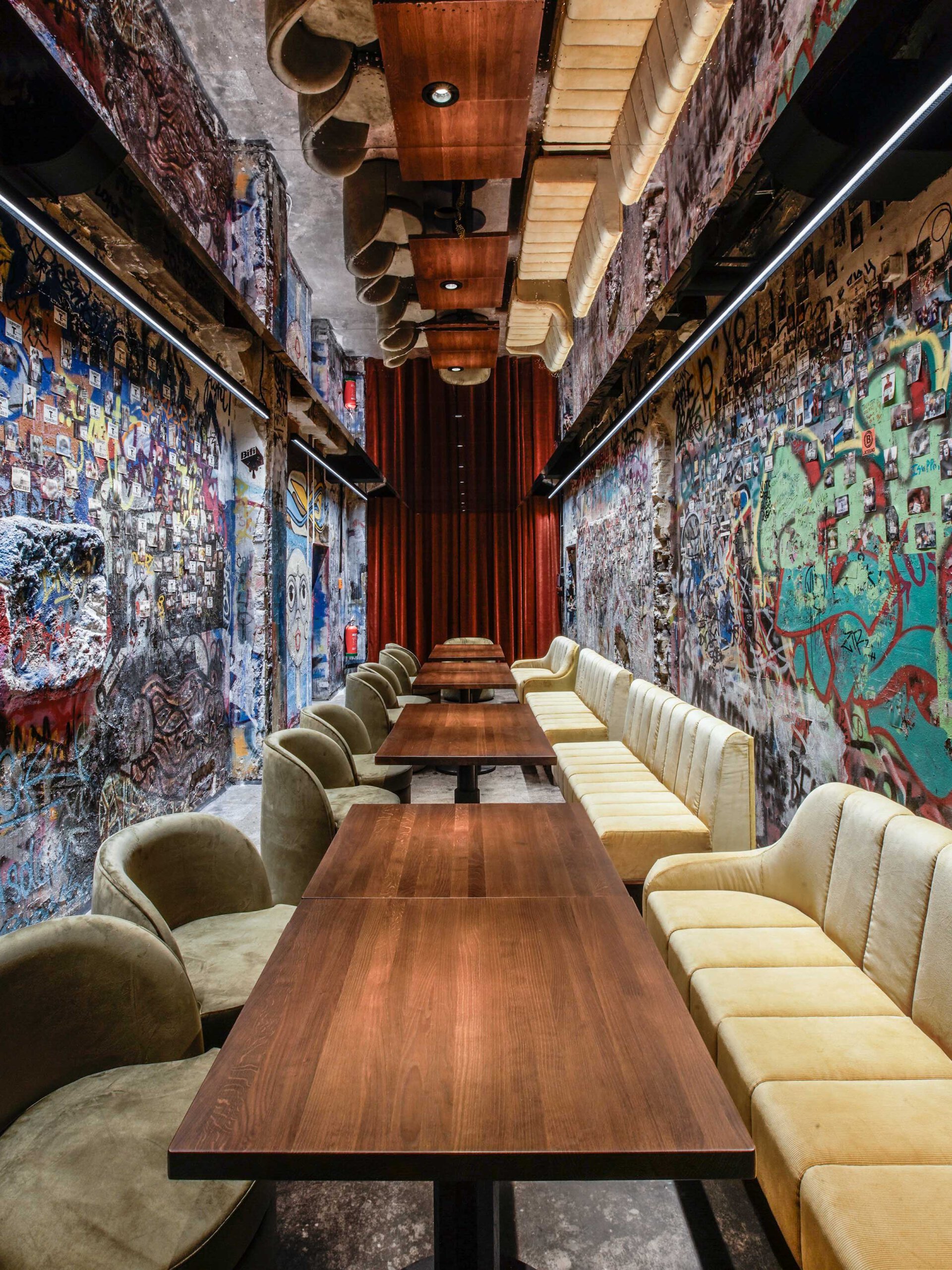 Verōnika Restaurant at Fotografiska | Studio Aisslinger